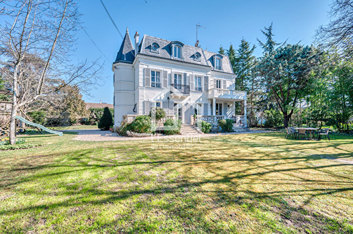 Maison à vendre - Maisons-Laffitte, Est - 8 pièces - 5 chambres