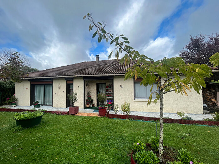 Maison à vendre - Eyjeaux - 5 pièces - 2 chambres