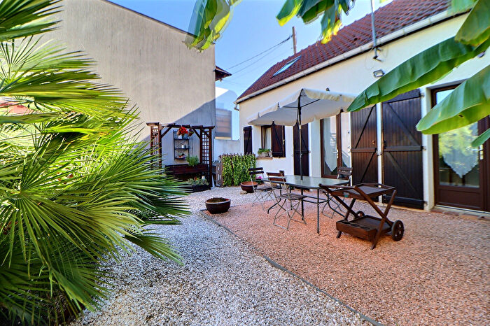 Saint-Leu-la-Forêt, Centre-ville : Maison 5 pièces à vendre