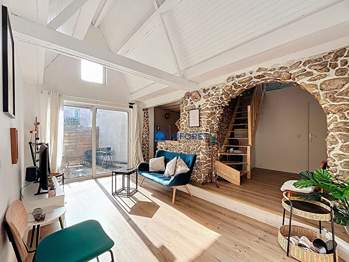 Maison à vendre - Savigny-sur-Orge, Cherchefeuilles - 5 pièces - 4 chambres