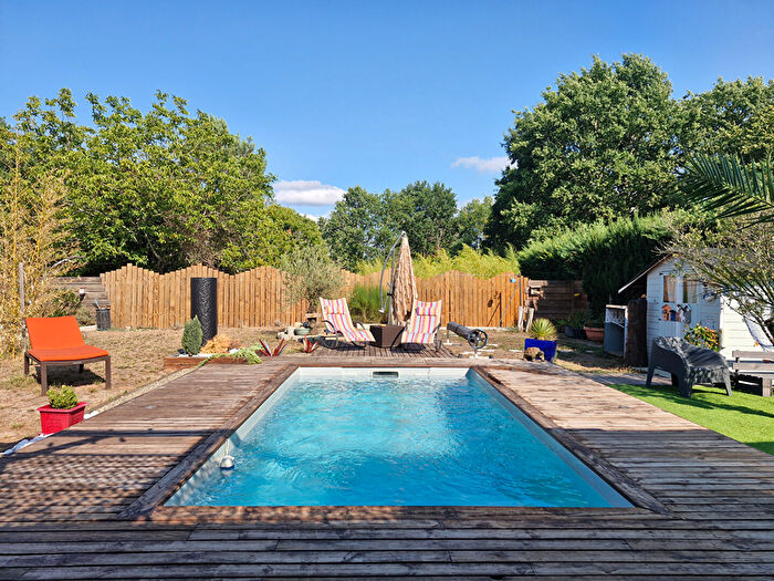 Maison 6 pièces à Belin-Béliet, à vendre
