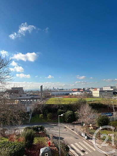 Appartement à vendre - Villeurbanne, Poudrette, Les Brosses - 5 pièces - 4 chambres