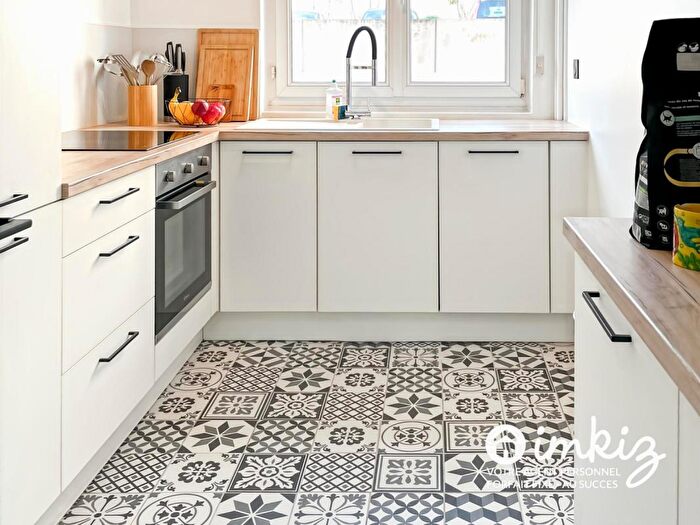 Appartement à vendre - Rosny-sous-Bois, Le Bois-Perrier - 2 pièces - 1 chambre