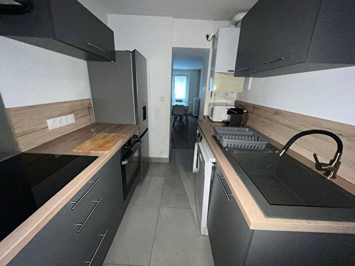 Appartement à louer - Faubourg Est-Peraudel, Castres - 2 pièces - 1 chambre