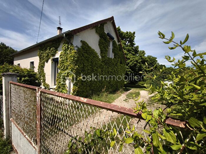 Maison à vendre - Coullons - 5 pièces - 3 chambres