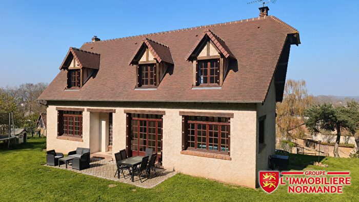 Maison à vendre - Saint-Aubin-sur-Gaillon - 7 pièces - 5 chambres