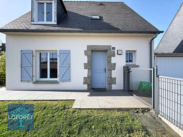 Maison à louer - Lécousse - 4 pièces - 3 chambres
