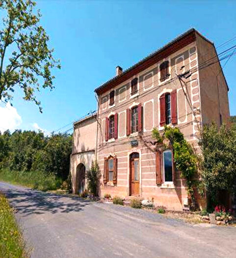Maison à vendre - Rouvenac - 11 pièces - 3 chambres