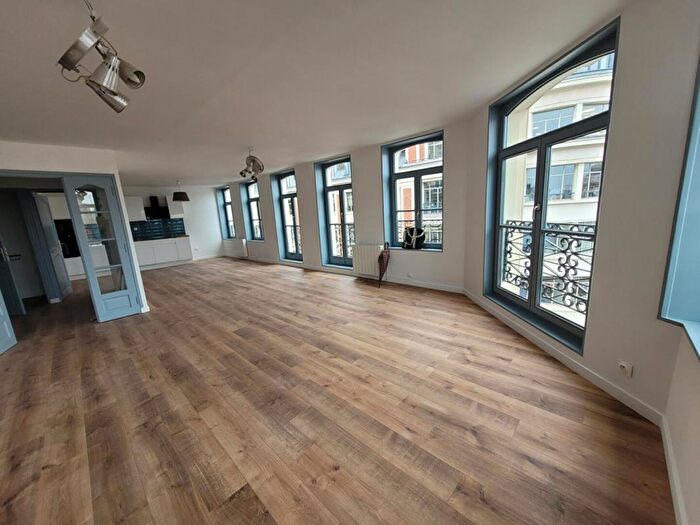 Lille, Centre-ville, Euralille : Appartement 4 pièces à vendre