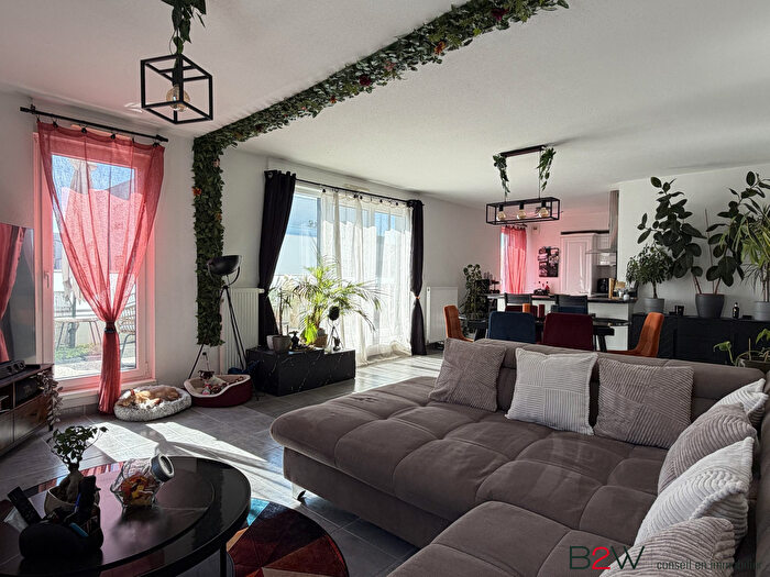 Appartement 4 pièces à Strasbourg, Canardière, Parc Schulmeister, à vendre