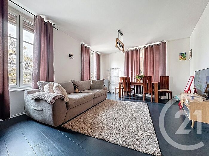 Appartement à vendre - Troyes, Gare - 4 pièces - 2 chambres