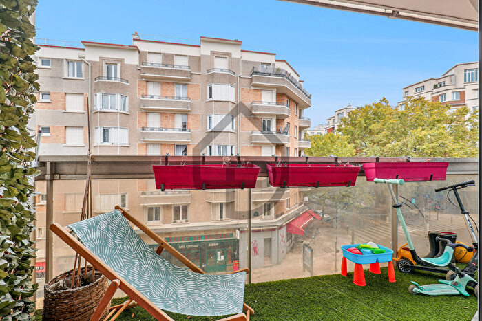 Appartement à vendre - Paris e , Danube - 4 pièces - 2 chambres