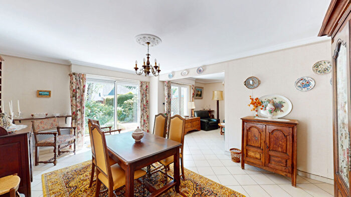 Maison à vendre - Saint-Hilaire-Saint-Florent, Saint-Hilaire - 5 pièces - 4 chambres