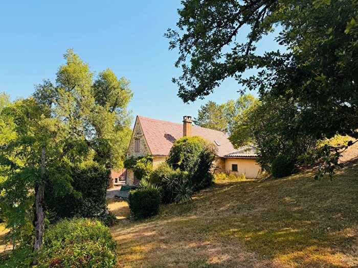 Maison 8 pièces à Gourdon, à vendre