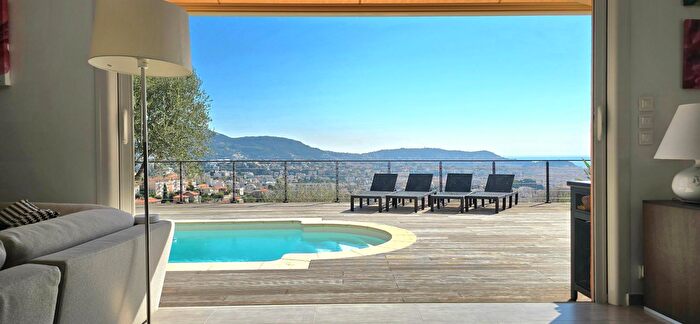 Maison à vendre - Nice, Pessicart - 5 pièces - 4 chambres