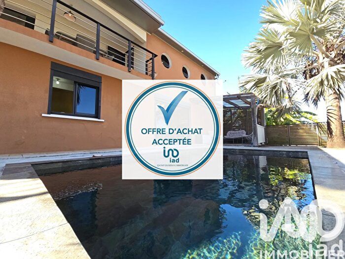 Maison à vendre - Saint-Pierre, Mont Vert les Hauts, Bérive, Les Chênes - 7 pièces - 4 chambres