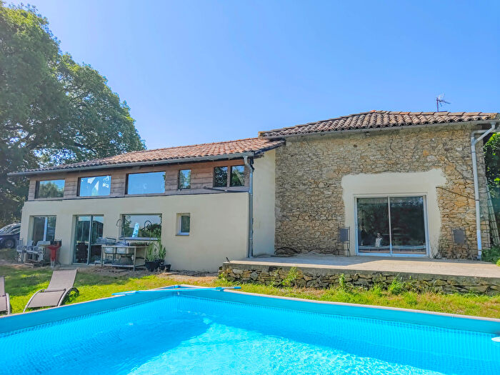 Maison à vendre - Terrebasse - 7 pièces - 2 chambres