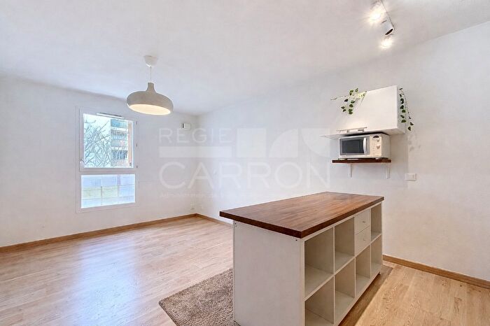 Appartement à vendre - Villeurbanne, Les Poulettes - 1 pièce