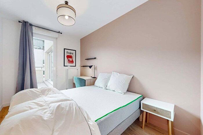 Atlantis-Massy Sud : Appartement 1 pièce à louer