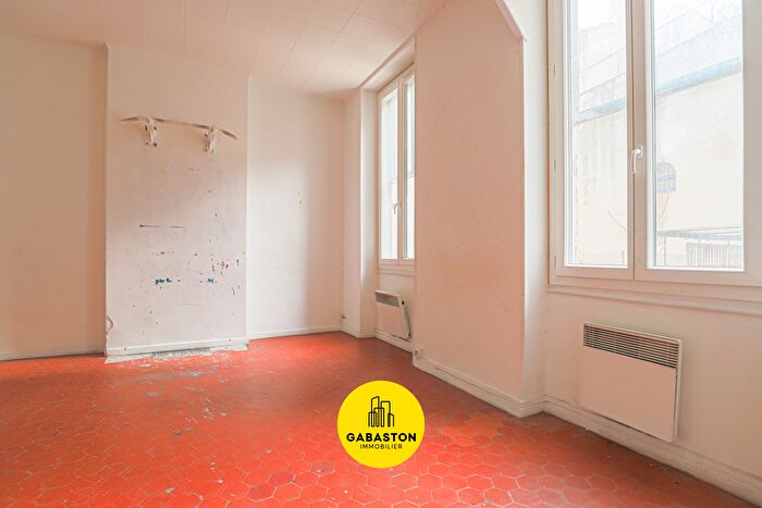 Appartement à vendre - Marseille e , Cours julien, Notre-Dame-des-Monts - 2 pièces - 1 chambre