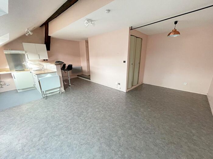 Appartement à louer - Dijon, Centre-ville - 1 pièce