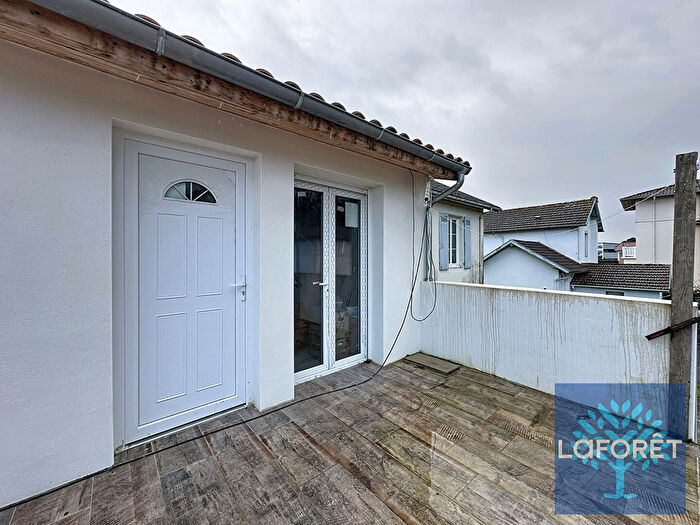 Maison à vendre - Saint-Paul-lès-Dax, Centre-ville, Liberté, Gare - 8 pièces - 4 chambres