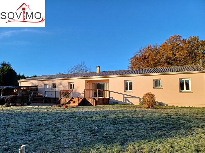 Maison à vendre - Benest - 7 pièces - 4 chambres