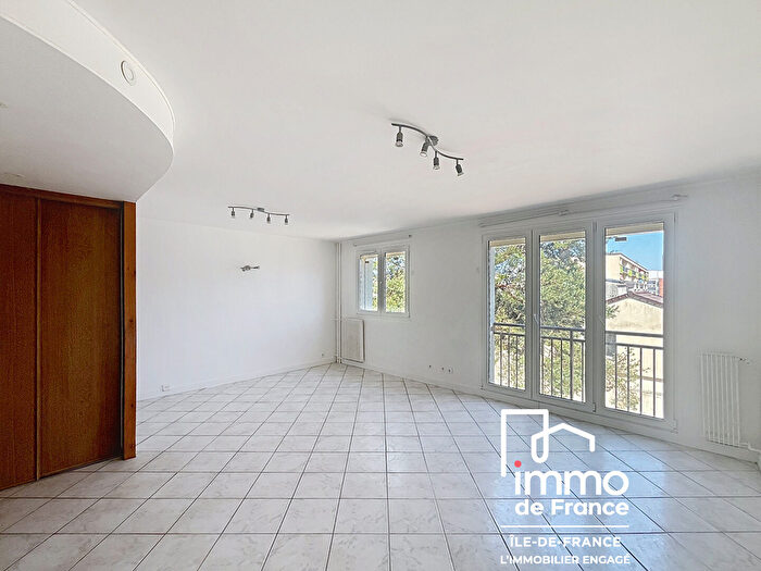 Appartement 3 pièces à vendre à Neuilly-sur-Marne, Libération