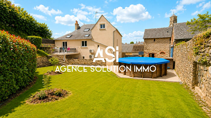 Montsûrs : Maison 8 pièces à vendre
