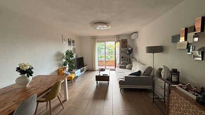 Vence, Saint-Martin, Lubiane, Le Suve : Appartement 3 pièces à louer