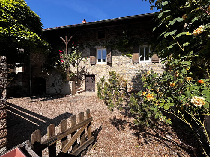 Maison 5 pièces à Cruzille, à vendre