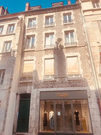 Appartement 6 pièces à Besançon, Boucle, Chapelle des Buis, à vendre
