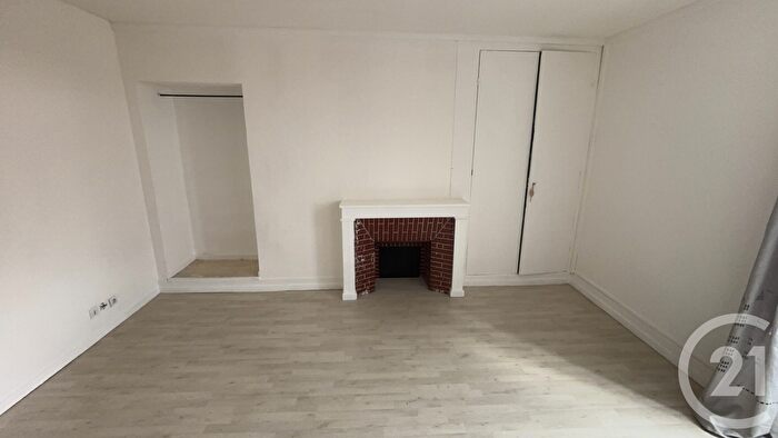 Appartement 1 pièce à louer - Étampes, Centre-Ville