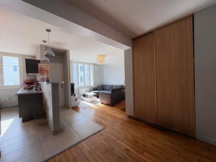 Appartement 2 pièces à Tours, à louer