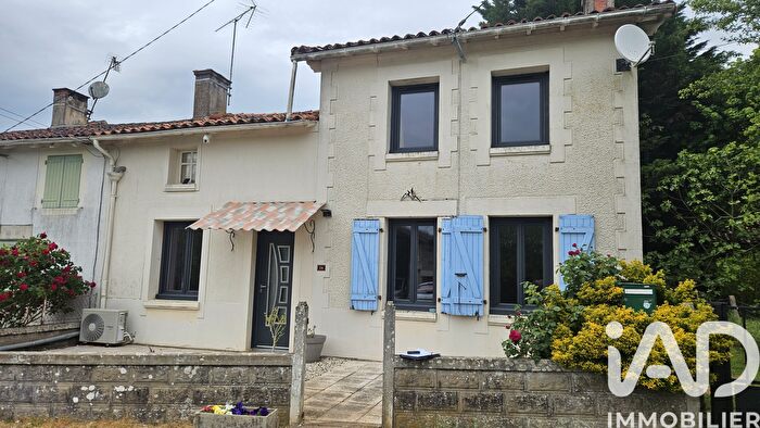 Genouillé - Maison 3 pièces à vendre
