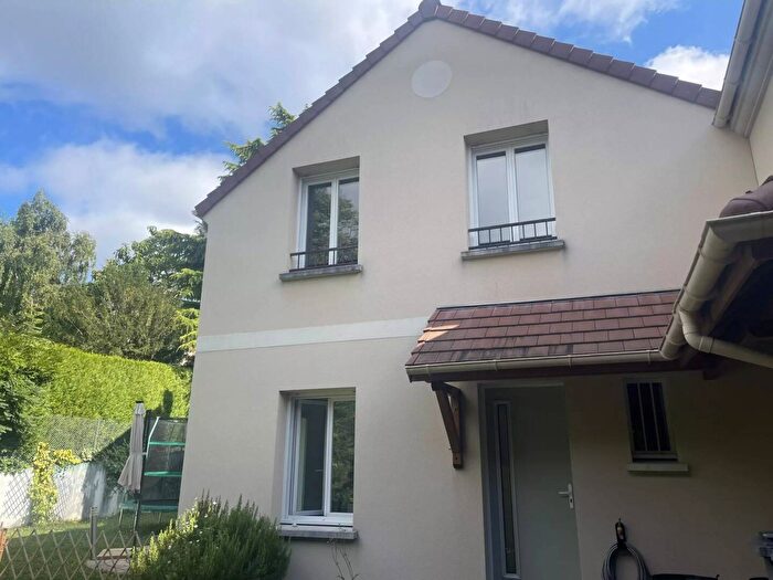 Maison à louer - Létang-la-Ville - 7 pièces - 5 chambres