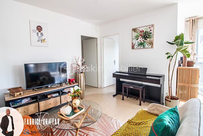 Appartement 4 pièces à vendre à Cergy, Axe Majeur, Horloge