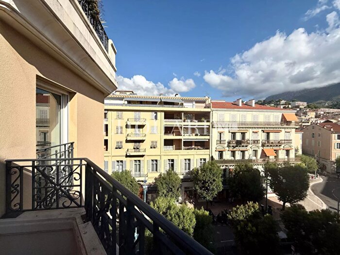 Appartement à vendre - Menton, Hôtel de Ville, Vieille Ville, Musée, Madone, Carnolès - 2 pièces - 1 chambre