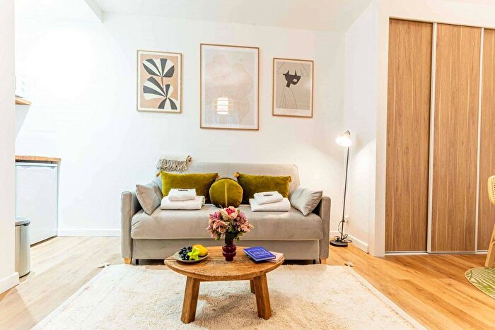 Appartement à louer - Chateau dEau-Lancry, Paris ème arrondissement - 1 pièce