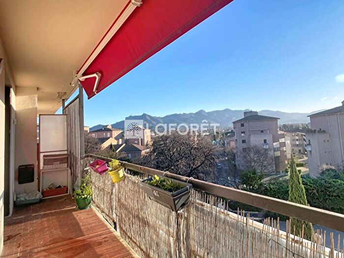 Appartement à louer - Pin Vert, Aubagne - 3 pièces - 2 chambres