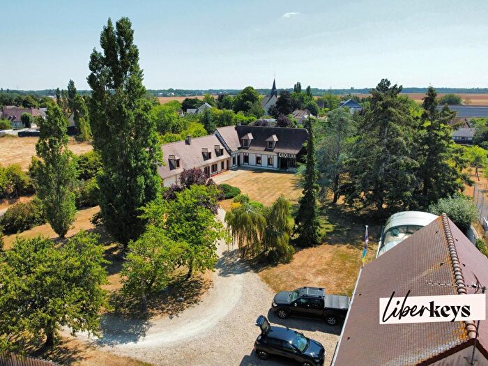 Maison 13 pièces à vendre - Marcilly-la-Campagne