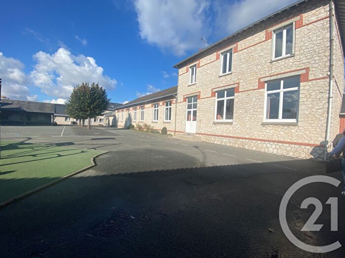 Maison à vendre - Cloyes-sur-le-Loir - 8 pièces