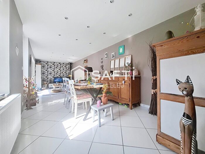 Harnes, Est : Maison 5 pièces à vendre