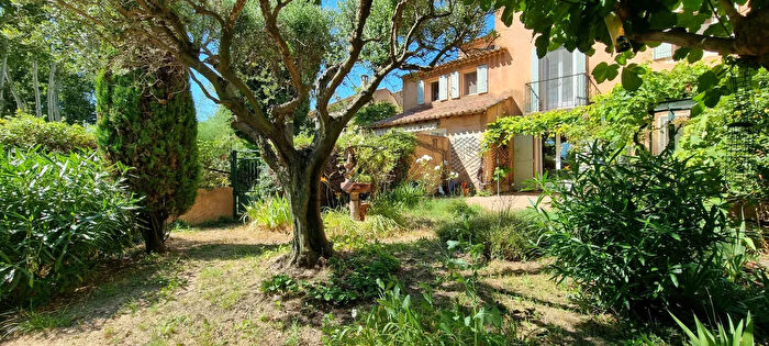 Cucuron - Maison 7 pièces à vendre