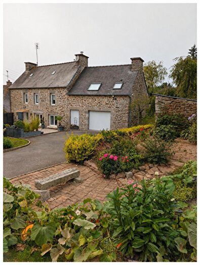 Saint-Carreuc - Maison 5 pièces à vendre