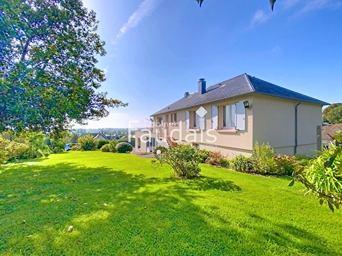 Maison à vendre - Saint-Georges-de-la-Rivière - 6 pièces - 4 chambres