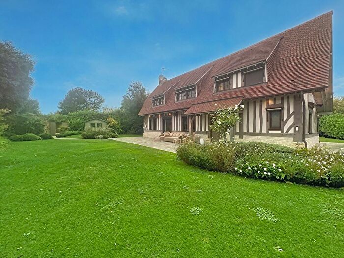 Maison à vendre - Tourgéville - 8 pièces - 5 chambres