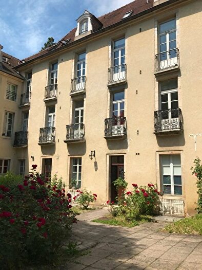 Appartement à louer - Dijon, Centre-ville - 1 pièce