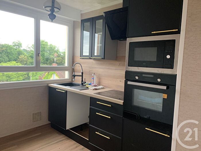 Appartement à vendre - Montluçon, Saint-Jean, Chantoiseau, Ilets - 5 pièces - 3 chambres