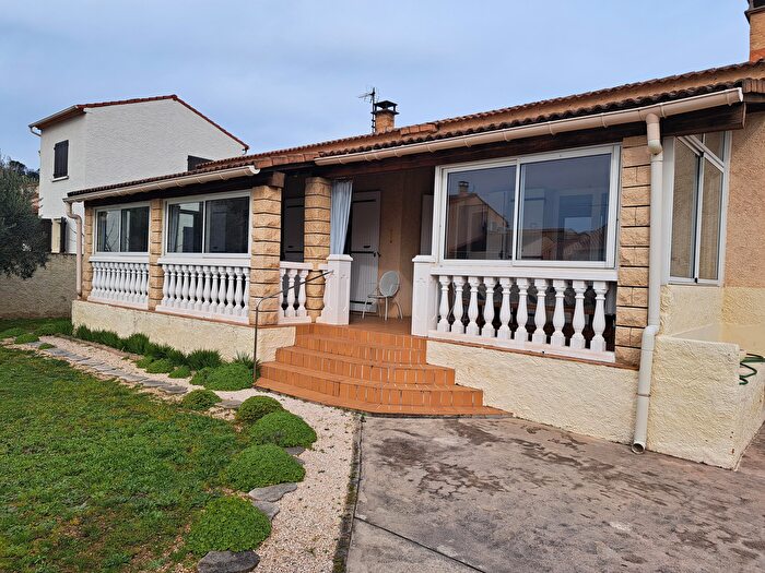 Maison à vendre - Bagnols-sur-Cèze, Lamargue - 6 pièces - 4 chambres